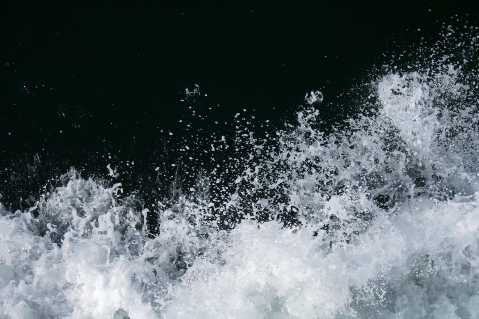 Ultimate Guide to Rinsing in Aqueous Cleaning | Rinse Water